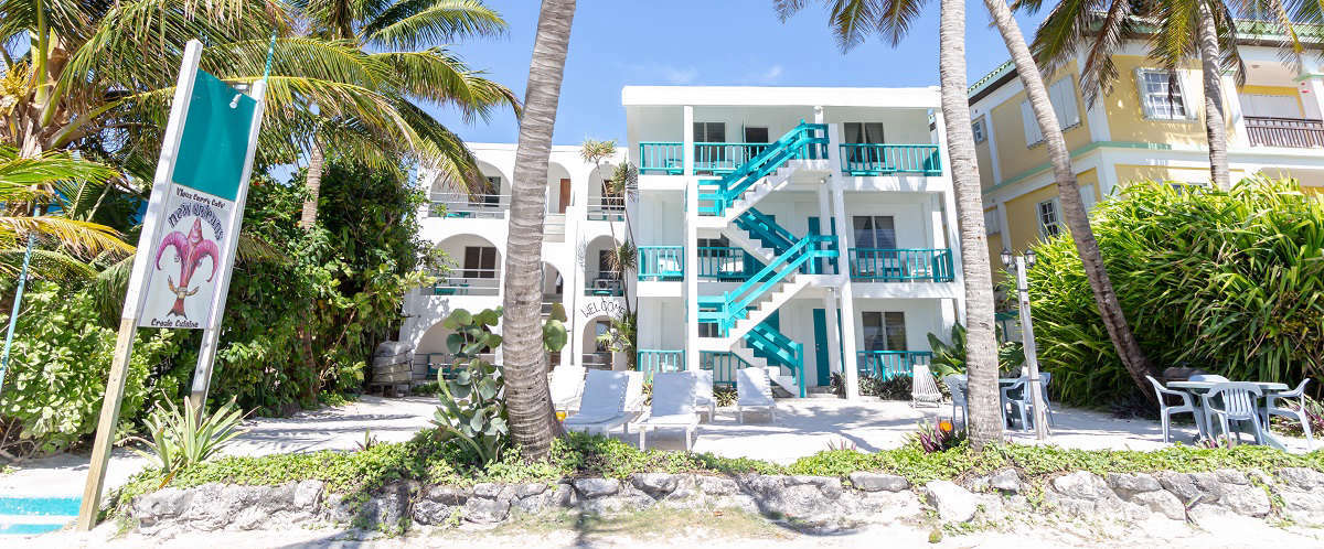 Belize Beachfront Hotel - Seven Seas Resort